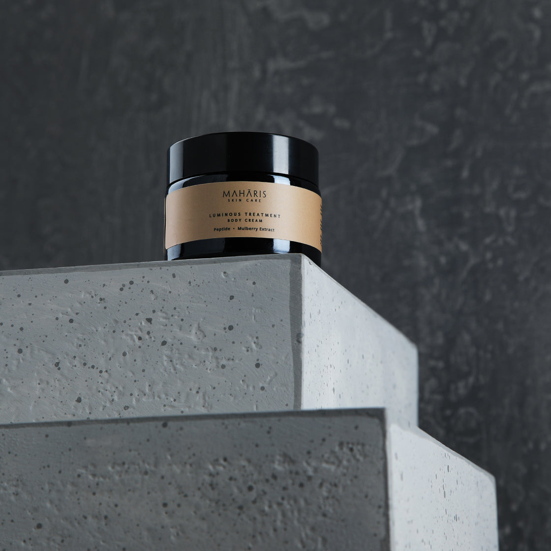 Maharis Skin Care